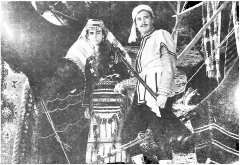 Karacaoğlan'ın Kara Sevdası - 1959 - Maraş Avucumda